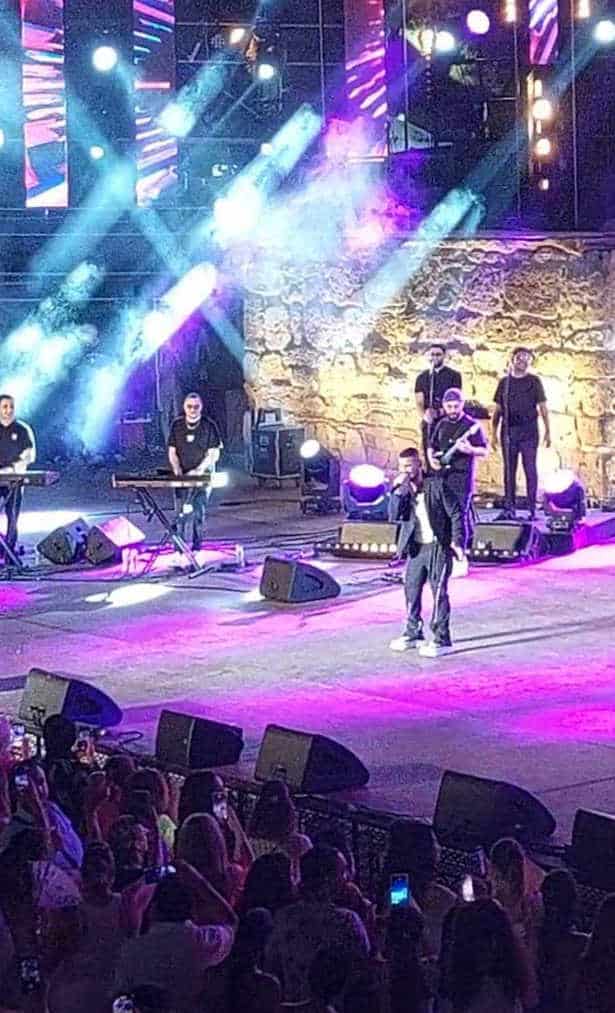Tunisie : La star Egyptienne, Ahmed Saâd rencontre pour la première ...